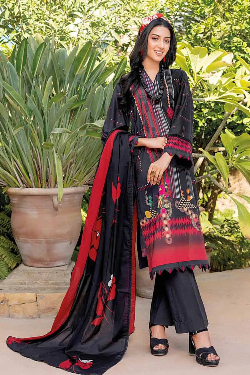 Gul Ahmed | 3PC Lawn Unstitched Digital Printed Suit – Amna Batool