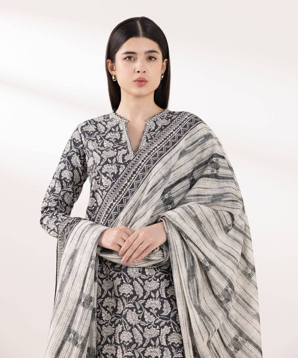 SAPPHIRE | UNSTITCHED 2 PIECE EMBROIDERED CAMBRIC SUIT – Amna Batool